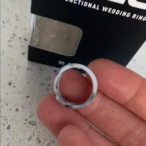 Qalo | Jewelry | Qalo Ring Size 5 | Poshmark